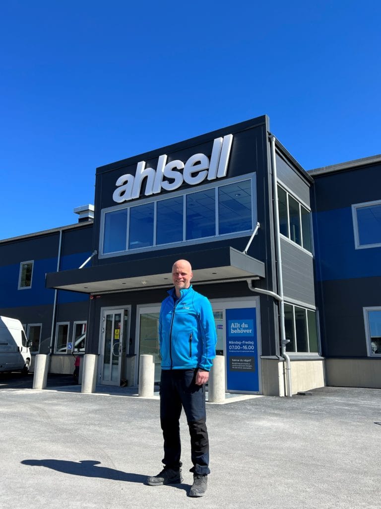 Ahlsell flyttar till ny butik i Östersund - Järn Bygg Färg